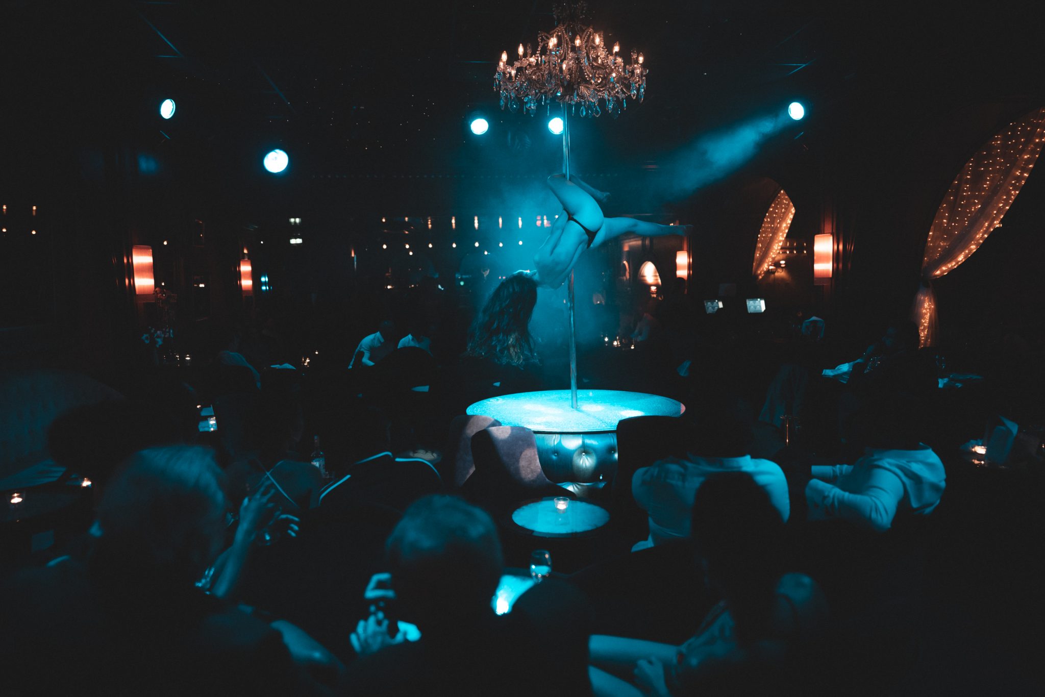 Club Strip Tease Paris - Secret Square Paris - N°1 des Club de Striptease